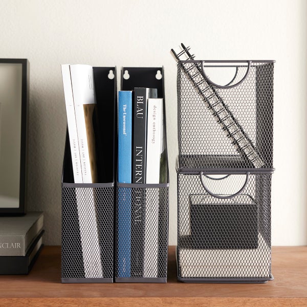 digest size magazine holder